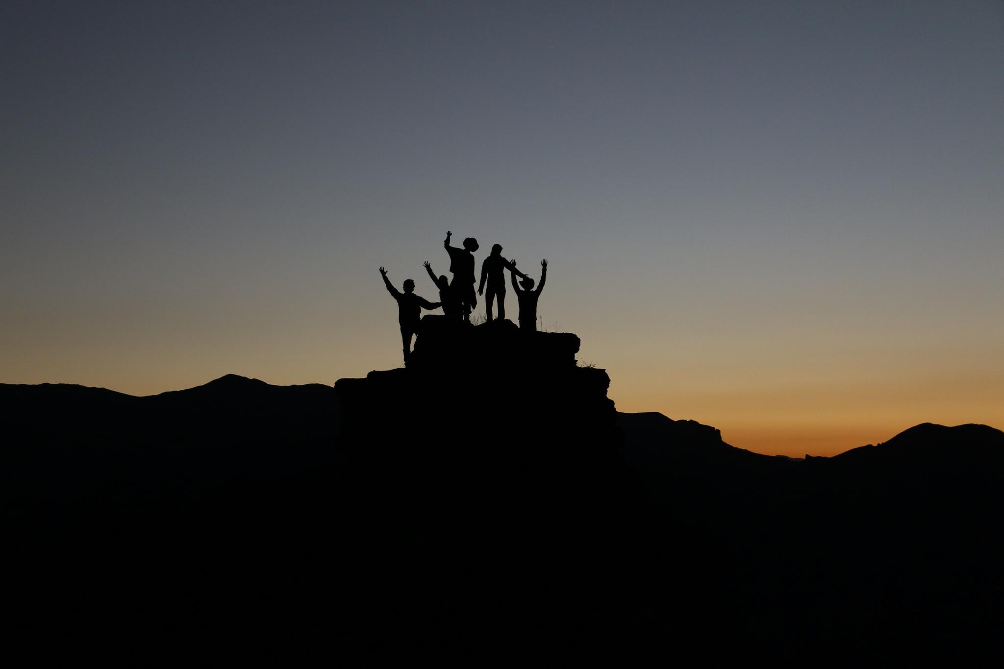 Find Like-Minded Folks: Join outdoor groups or clubs in your area.