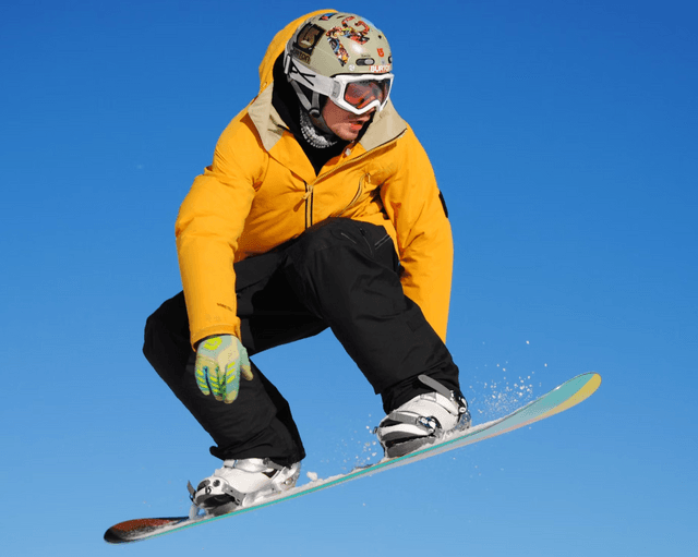 Traditional Camber: A classic snowboard profile